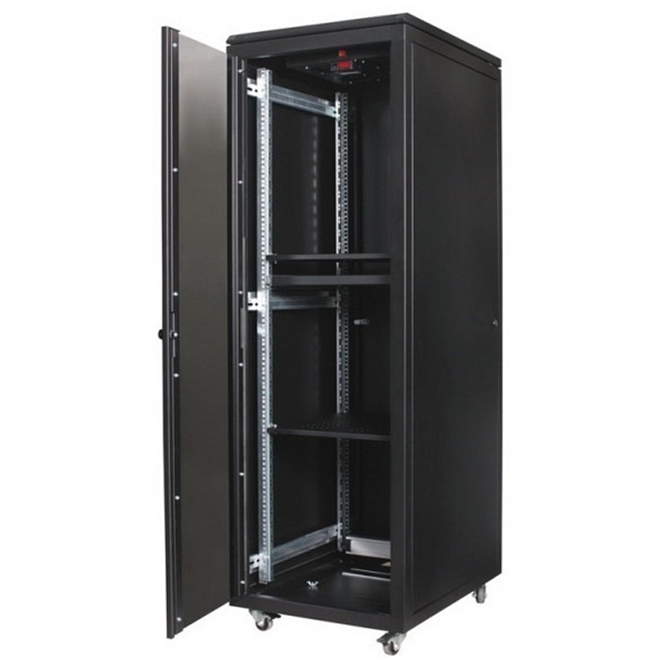 Tủ rack 42U - Giải quyết bài toán quản lý thiết bị mạng
